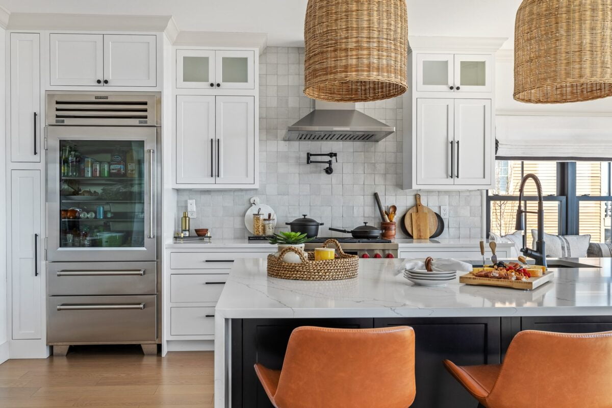 Lake House USA - Geri Designs