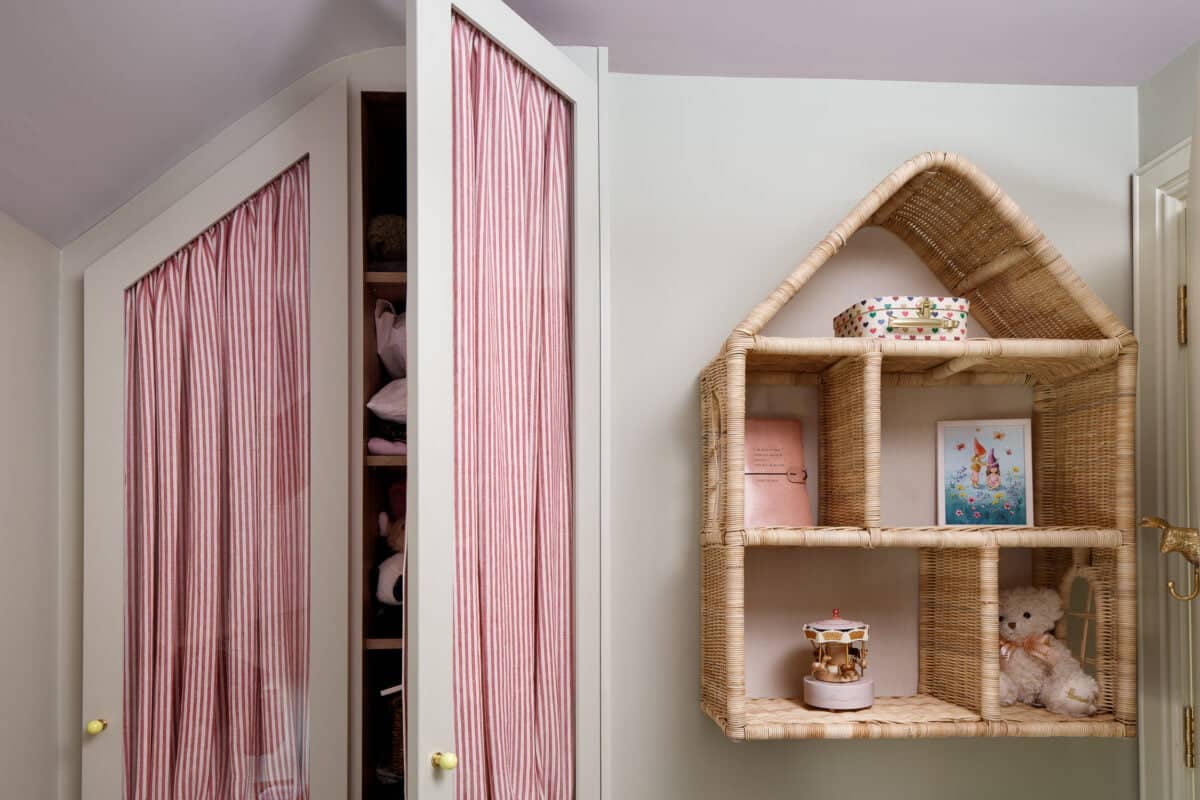 West of Ireland Holiday Cottage - Geri Designs